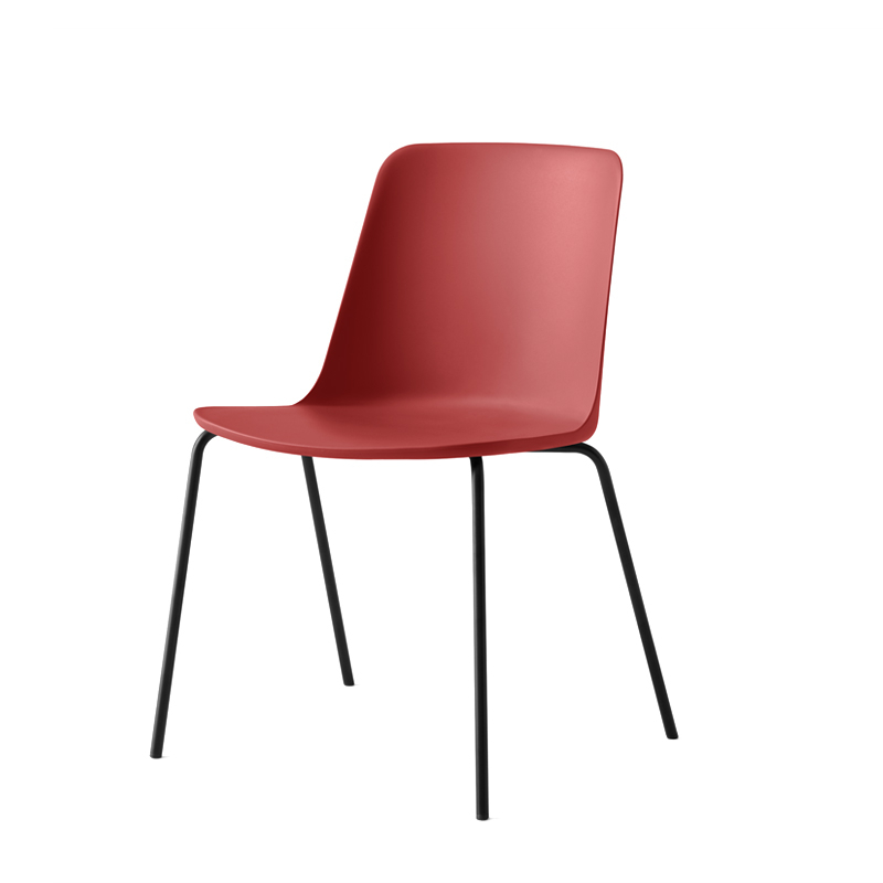 Chaise RELY HW65 Rouge vermillon AND TRADITION | SILVERA