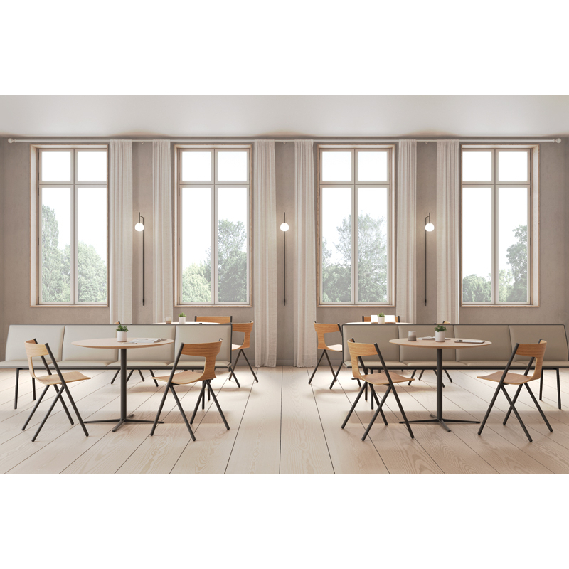 Chaise QUADRA empilable Chêne naturel VICCARBE | SILVERA