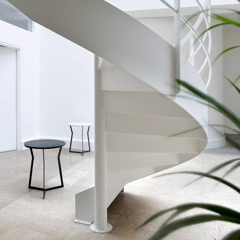 Side Table STAR Marquina Black COEDITION | SILVERA